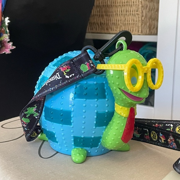 Disney | Dining | Disneyland Main Street Electrical Parade 5th ...